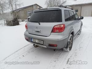 Grey Mitsubishi Outlander 2005 in Tallinn, with an engine capacity of 2.40 L and mileage of 148 thousand km for 4000 €, photo 4 on AUTOMOTO.COM.LV