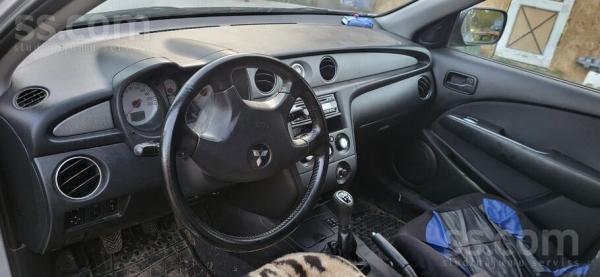 Мицубиси Аутлендер 2007 в Лудза на AUTOMOTO.COM.LV Серый Мицубиси Аутлендер 2007 в Лудза, объемом двигателя 2.00 л и пробегом 330 тыс. км за 1700 €, фото 6 на AUTOMOTO.COM.LV