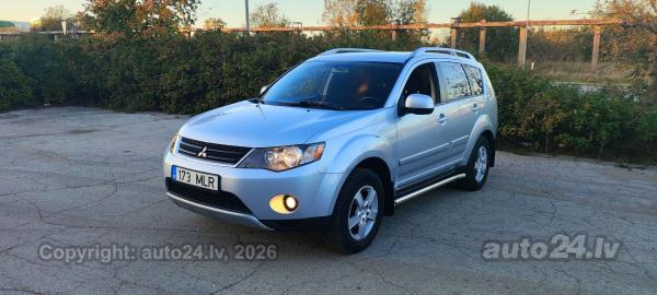 Mitsubishi Outlander 2008 in Tallinn on AUTOMOTO.COM.LV Grey Mitsubishi Outlander 2008 in Tallinn, with an engine capacity of 2.40 L and mileage of 0 thousand km for 2600 €, photo 1 on AUTOMOTO.COM.LV