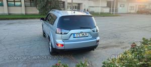 Pelēks Mitsubishi Outlander 2008 Tallina, ar dzinēja tilpumu 2.40 L un nobraukumu 0 tūkst. km par 2600 €, foto 5 vietnē AUTOMOTO.COM.LV