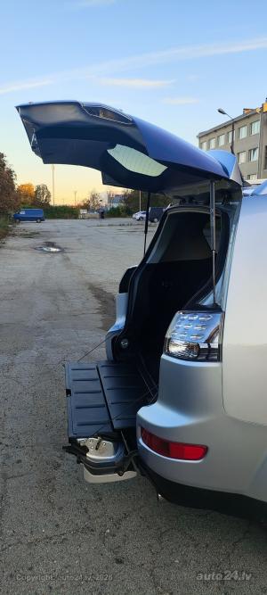 Pelēks Mitsubishi Outlander 2008 Tallina, ar dzinēja tilpumu 2.40 L un nobraukumu 0 tūkst. km par 2600 €, foto 19 vietnē AUTOMOTO.COM.LV
