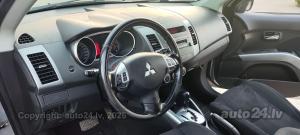Pelēks Mitsubishi Outlander 2008 Tallina, ar dzinēja tilpumu 2.40 L un nobraukumu 0 tūkst. km par 2600 €, foto 24 vietnē AUTOMOTO.COM.LV