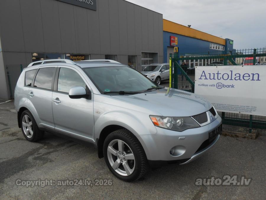 Pelēks Mitsubishi Outlander 2010 Viljandi, ar dzinēja tilpumu 2.00 L un nobraukumu 199 tūkst. km par 6990 €, foto 20 vietnē AUTOMOTO.COM.LV