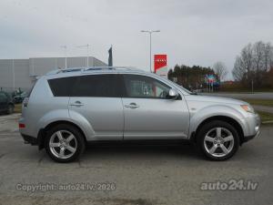 Pelēks Mitsubishi Outlander 2010 Viljandi, ar dzinēja tilpumu 2.00 L un nobraukumu 199 tūkst. km par 6990 €, foto 21 vietnē AUTOMOTO.COM.LV
