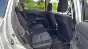 Pelēks Mitsubishi Outlander 2014 Tallina, ar dzinēja tilpumu 2.00 L un nobraukumu 280 tūkst. km par 5990 €, foto 12 vietnē AUTOMOTO.COM.LV