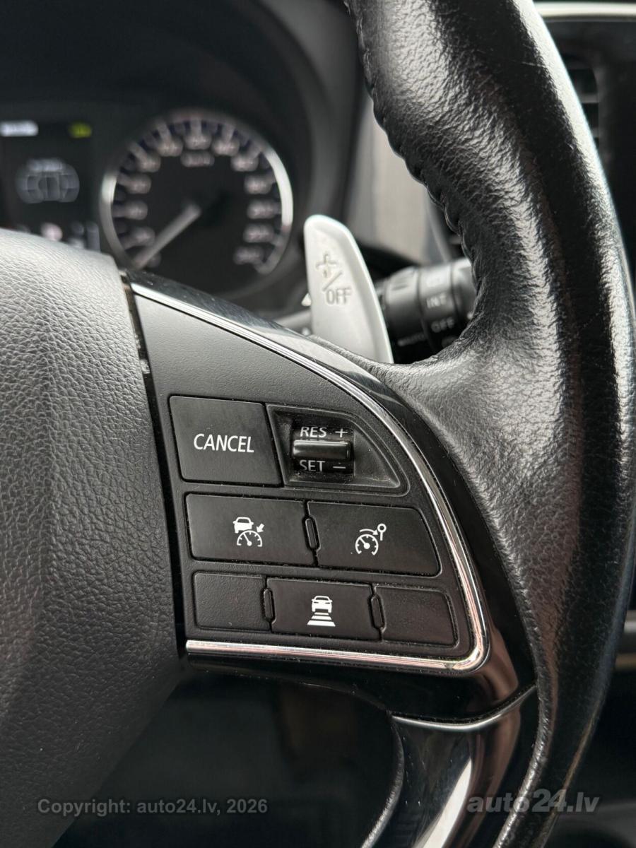 Pelēks Mitsubishi Outlander 2016 Tartu, ar dzinēja tilpumu 2.30 L un nobraukumu 202 tūkst. km par 9500 €, foto 16 vietnē AUTOMOTO.COM.LV