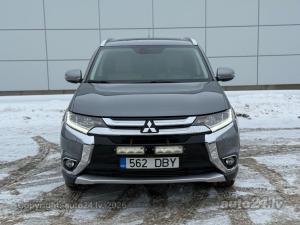 Grey Mitsubishi Outlander 2016 in Tartu, with an engine capacity of 2.30 L and mileage of 202 thousand km for 9500 €, photo 2 on AUTOMOTO.COM.LV