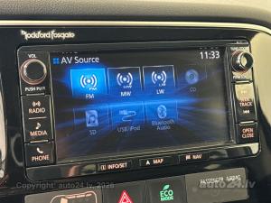 Pelēks Mitsubishi Outlander 2018 Tallina, ar dzinēja tilpumu 2.00 L un nobraukumu 147 tūkst. km par 14900 €, foto 16 vietnē AUTOMOTO.COM.LV