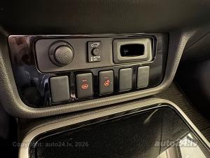 Pelēks Mitsubishi Outlander 2018 Tallina, ar dzinēja tilpumu 2.00 L un nobraukumu 147 tūkst. km par 14900 €, foto 21 vietnē AUTOMOTO.COM.LV