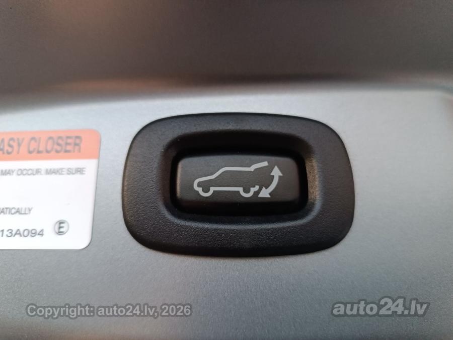 Pelēks Mitsubishi Outlander 2021 Tallina, ar dzinēja tilpumu 2.40 L un nobraukumu 73 tūkst. km par 25990 €, foto 26 vietnē AUTOMOTO.COM.LV