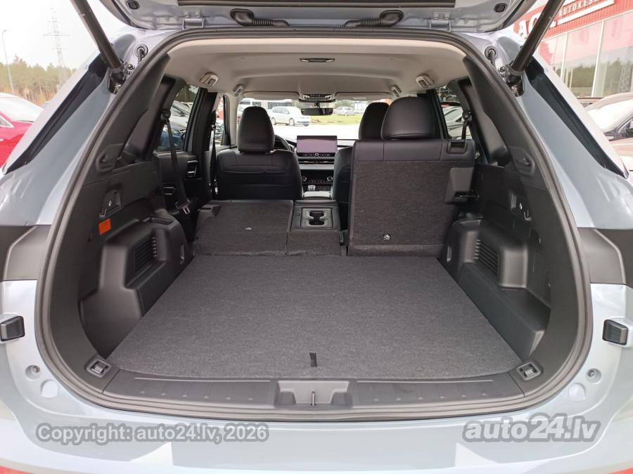 Grey Mitsubishi Outlander 2026 in Tallinn, with an engine capacity of 2.40 L and mileage of 2 thousand km for 50990 €, photo 12 on AUTOMOTO.COM.LV