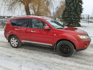 Red Mitsubishi Outlander 2008 in Marijampole, with an engine capacity of 2.20 L and mileage of 377 thousand km for 2000 €, photo 3 on AUTOMOTO.COM.LV