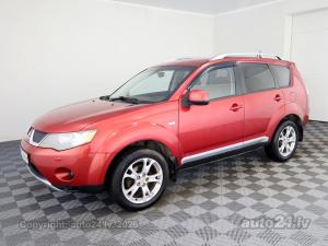 Sarkans Mitsubishi Outlander 2008 Tallina, ar dzinēja tilpumu 2.40 L un nobraukumu 249 tūkst. km par 2499 €, foto 2 vietnē AUTOMOTO.COM.LV