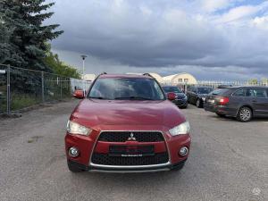 Sarkans Mitsubishi Outlander 2012 Marijampole, ar dzinēja tilpumu 2.18 L un nobraukumu 208 tūkst. km par 3450 €, foto 3 vietnē AUTOMOTO.COM.LV