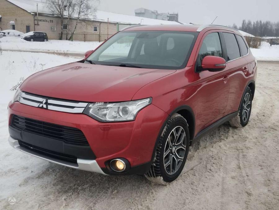 Sarkans Mitsubishi Outlander 2014 Tauragė, ar dzinēja tilpumu 2.30 L un nobraukumu 275 tūkst. km par 7000 €, foto 1 vietnē AUTOMOTO.COM.LV