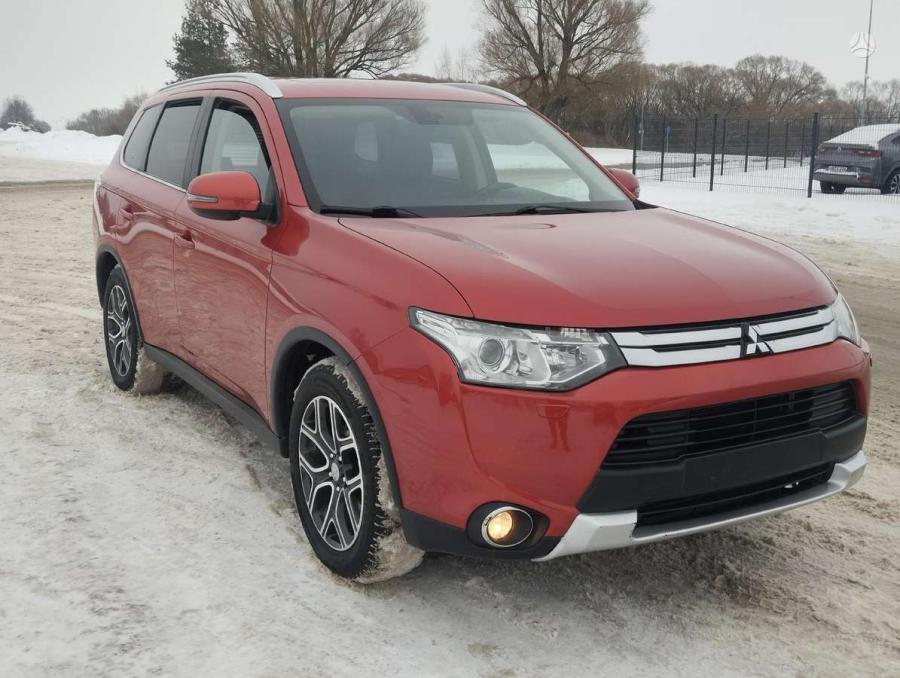 Sarkans Mitsubishi Outlander 2014 Tauragė, ar dzinēja tilpumu 2.30 L un nobraukumu 275 tūkst. km par 7000 €, foto 2 vietnē AUTOMOTO.COM.LV
