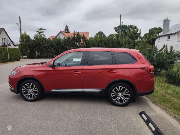 Sarkans Mitsubishi Outlander 2016 Kauņa, ar dzinēja tilpumu 2.36 L un nobraukumu 103 tūkst. km par 7500 €, foto 3 vietnē AUTOMOTO.COM.LV