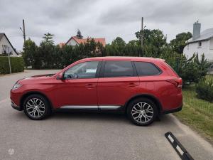 Sarkans Mitsubishi Outlander 2016 Kauņa, ar dzinēja tilpumu 2.36 L un nobraukumu 103 tūkst. km par 7500 €, foto 4 vietnē AUTOMOTO.COM.LV