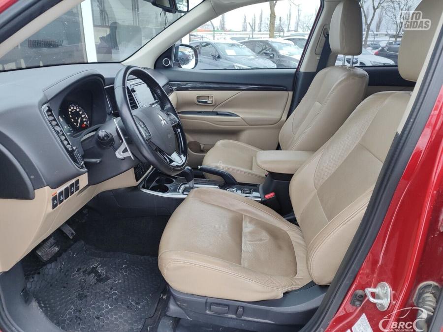 Sarkans Mitsubishi Outlander 2017 Avižieniai, ar dzinēja tilpumu 2.00 L un nobraukumu 250 tūkst. km par 12900 €, foto 20 vietnē AUTOMOTO.COM.LV