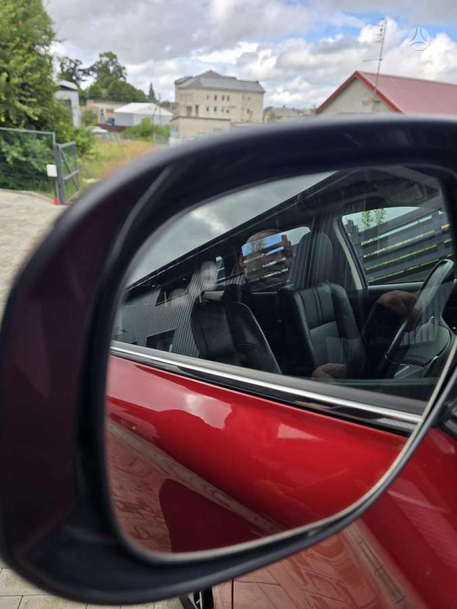 Red Mitsubishi Outlander 2017 in Telschi, with an engine capacity of 2.00 L and mileage of 266 thousand km for 10999 €, photo 29 on AUTOMOTO.COM.LV