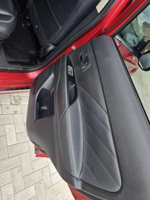 Red Mitsubishi Outlander 2017 in Telschi, with an engine capacity of 2.00 L and mileage of 266 thousand km for 10999 €, photo 45 on AUTOMOTO.COM.LV