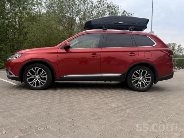 Sarkans Mitsubishi Outlander 2017 Rīga, ar dzinēja tilpumu 2.00 L un nobraukumu 214 tūkst. km par 11700 €, foto 5 vietnē AUTOMOTO.COM.LV