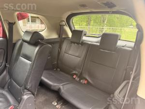 Red Mitsubishi Outlander 2017 in Riga, with an engine capacity of 2.00 L and mileage of 214 thousand km for 11700 €, photo 16 on AUTOMOTO.COM.LV