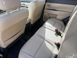 Sarkans Mitsubishi Outlander 2017 Klaipėda, ar dzinēja tilpumu 2.00 L un nobraukumu 250 tūkst. km par 9900 €, foto 17 vietnē AUTOMOTO.COM.LV