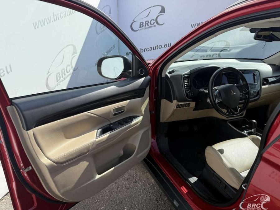 Sarkans Mitsubishi Outlander 2017 Klaipėda, ar dzinēja tilpumu 2.00 L un nobraukumu 250 tūkst. km par 9900 €, foto 19 vietnē AUTOMOTO.COM.LV