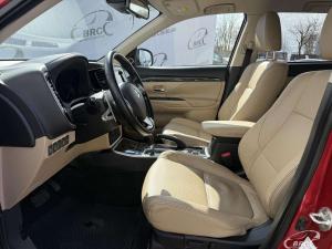 Sarkans Mitsubishi Outlander 2017 Klaipėda, ar dzinēja tilpumu 2.00 L un nobraukumu 250 tūkst. km par 9900 €, foto 23 vietnē AUTOMOTO.COM.LV