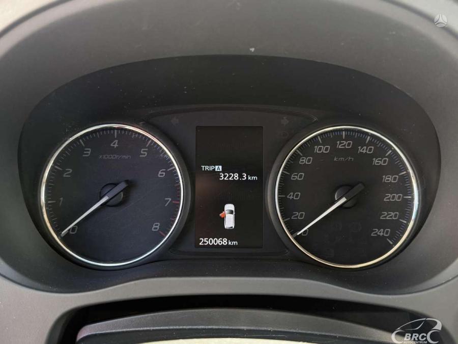 Sarkans Mitsubishi Outlander 2017 Klaipėda, ar dzinēja tilpumu 2.00 L un nobraukumu 250 tūkst. km par 9900 €, foto 26 vietnē AUTOMOTO.COM.LV