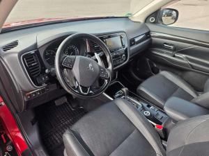 Sarkans Mitsubishi Outlander 2018 Marijampole, ar dzinēja tilpumu 2.27 L un nobraukumu 214 tūkst. km par 12250 €, foto 11 vietnē AUTOMOTO.COM.LV