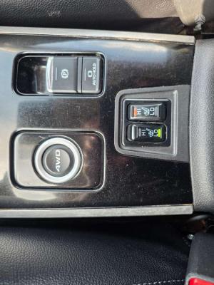Sarkans Mitsubishi Outlander 2018 Marijampole, ar dzinēja tilpumu 2.27 L un nobraukumu 214 tūkst. km par 12250 €, foto 17 vietnē AUTOMOTO.COM.LV