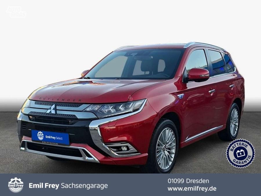 Sarkans Mitsubishi Outlander 2019 Kauņa, ar dzinēja tilpumu 2.40 L un nobraukumu 33 tūkst. km par 25943 €, foto 1 vietnē AUTOMOTO.COM.LV