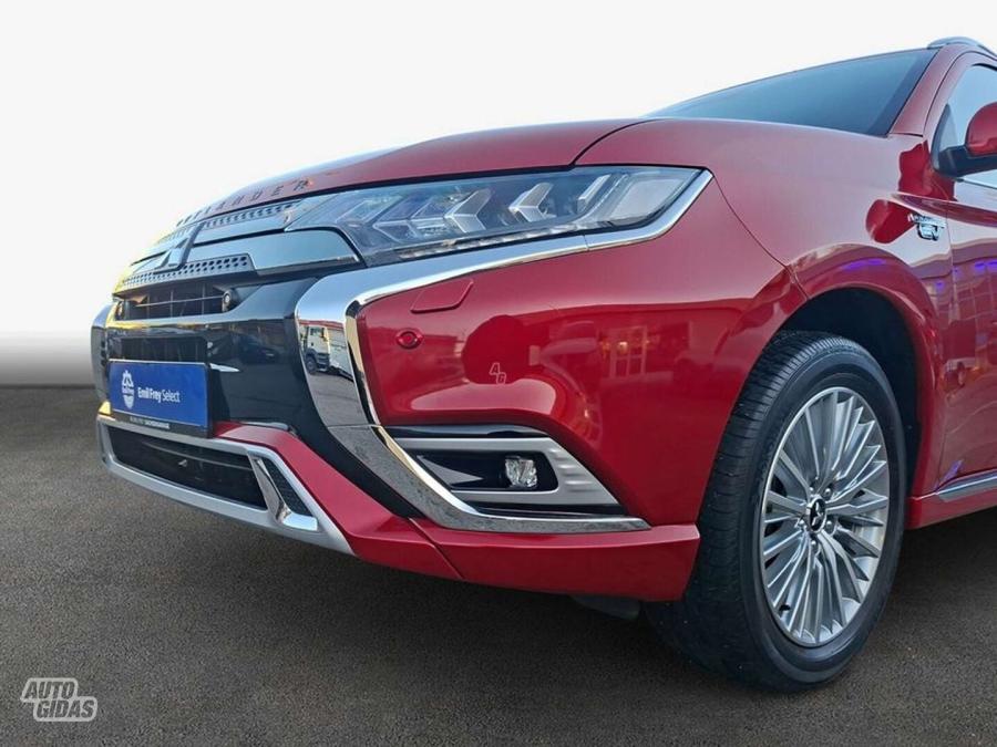 Sarkans Mitsubishi Outlander 2019 Kauņa, ar dzinēja tilpumu 2.40 L un nobraukumu 33 tūkst. km par 25943 €, foto 7 vietnē AUTOMOTO.COM.LV