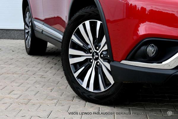 Sarkans Mitsubishi Outlander 2019 Kretinga, ar dzinēja tilpumu 2.36 L un nobraukumu 111 tūkst. km par 11099 €, foto 6 vietnē AUTOMOTO.COM.LV