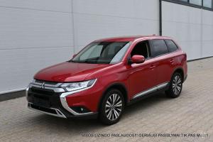 Red Mitsubishi Outlander 2019 in Kretinga, with an engine capacity of 2.36 L and mileage of 111 thousand km for 11099 €, photo 16 on AUTOMOTO.COM.LV