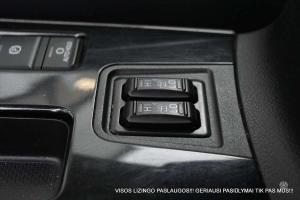 Red Mitsubishi Outlander 2019 in Kretinga, with an engine capacity of 2.36 L and mileage of 111 thousand km for 11099 €, photo 26 on AUTOMOTO.COM.LV