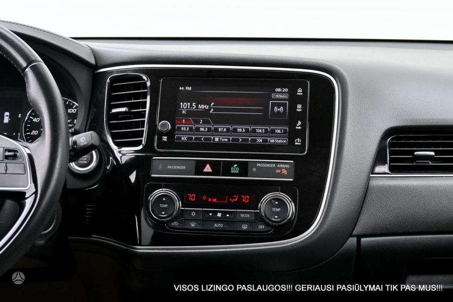 Red Mitsubishi Outlander 2019 in Kretinga, with an engine capacity of 2.36 L and mileage of 111 thousand km for 11099 €, photo 32 on AUTOMOTO.COM.LV
