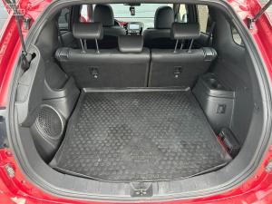 Red Mitsubishi Outlander 2019 in Siauliai, with an engine capacity of 2.40 L and mileage of 192 thousand km for 16800 €, photo 11 on AUTOMOTO.COM.LV