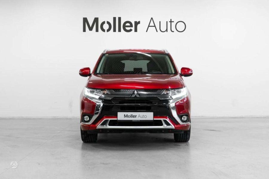 Sarkans Mitsubishi Outlander 2019 Viļņa, ar dzinēja tilpumu 2.40 L un nobraukumu 100 tūkst. km par 17900 €, foto 6 vietnē AUTOMOTO.COM.LV