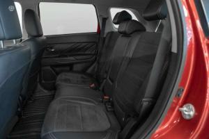 Sarkans Mitsubishi Outlander 2019 Viļņa, ar dzinēja tilpumu 2.40 L un nobraukumu 100 tūkst. km par 17900 €, foto 19 vietnē AUTOMOTO.COM.LV