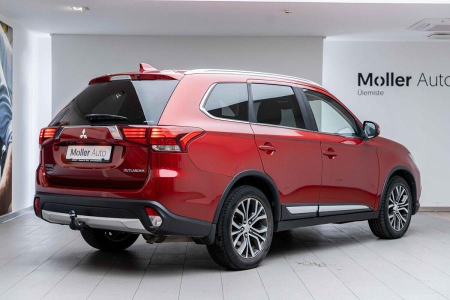 Sarkans Mitsubishi Outlander 2017 Peetri, ar dzinēja tilpumu 2.00 L un nobraukumu 168 tūkst. km par 15200 €, foto 6 vietnē AUTOMOTO.COM.LV
