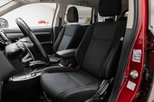 Sarkans Mitsubishi Outlander 2017 Peetri, ar dzinēja tilpumu 2.00 L un nobraukumu 168 tūkst. km par 15200 €, foto 13 vietnē AUTOMOTO.COM.LV