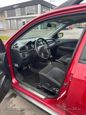 Red Mitsubishi Outlander 2003 in Narva, with an engine capacity of 2.40 L and mileage of 290 thousand km for 1499 €, photo 26 on AUTOMOTO.COM.LV