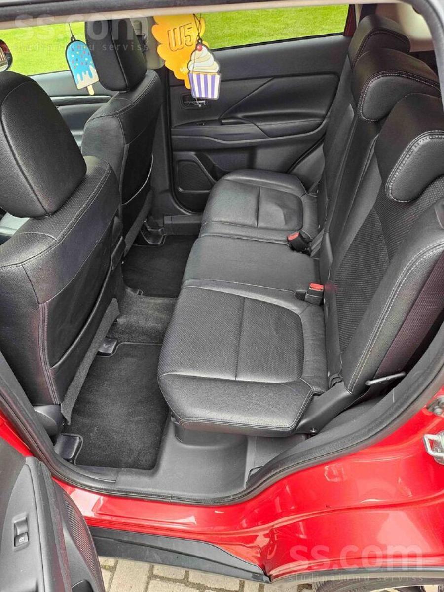 Sarkans Mitsubishi Outlander 2016 Rīga, ar dzinēja tilpumu 2.30 L un nobraukumu 173 tūkst. km par 10700 €, foto 8 vietnē AUTOMOTO.COM.LV