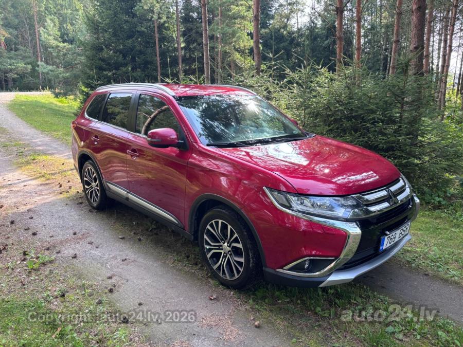 Sarkans Mitsubishi Outlander 2016 Tallina, ar dzinēja tilpumu 2.00 L un nobraukumu 189 tūkst. km par 13900 €, foto 4 vietnē AUTOMOTO.COM.LV