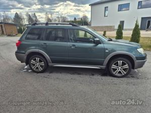 Mitsubishi Outlander 2005 Pērnava, ar dzinēja tilpumu 2.40 L un nobraukumu 353 tūkst. km par 1999 €, foto 5 vietnē AUTOMOTO.COM.LV