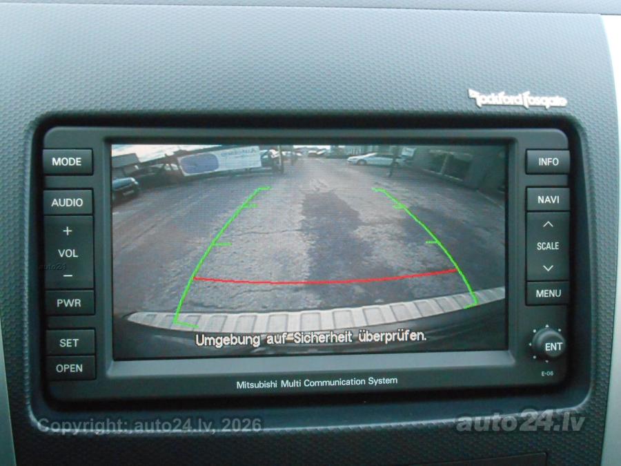 Mitsubishi Outlander 2012 in Viljandi, with an engine capacity of 2.20 L and mileage of 213 thousand km for 7990 €, photo 8 on AUTOMOTO.COM.LV