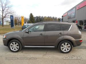 Mitsubishi Outlander 2012 in Viljandi, with an engine capacity of 2.20 L and mileage of 213 thousand km for 7990 €, photo 23 on AUTOMOTO.COM.LV